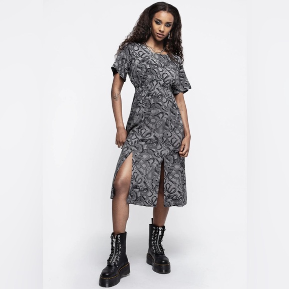 Disturbia | Dresses | Disturbia Ophidia Snakes Print Open Back Midi ...
